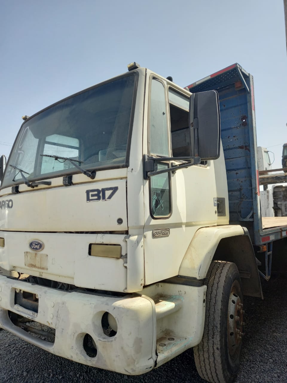 Desarmaduría San Pablo - PATA GUACHA CAMIóN FORD CARGO USADA, En desarme.