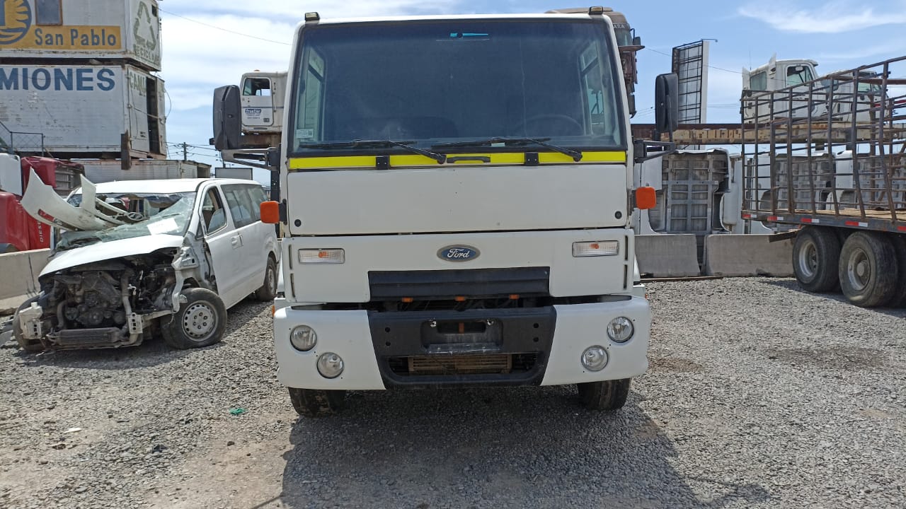 Desarmaduría San Pablo - CARROCERíA PARA CAMIóN FORD TRANSIT USADA, En ...