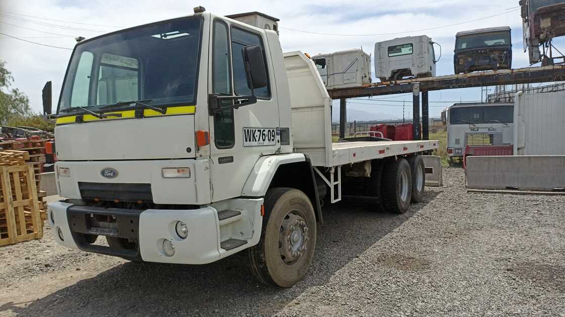 Desarmaduría San Pablo - PICK UP FORD CARGO USADO, En desarme.