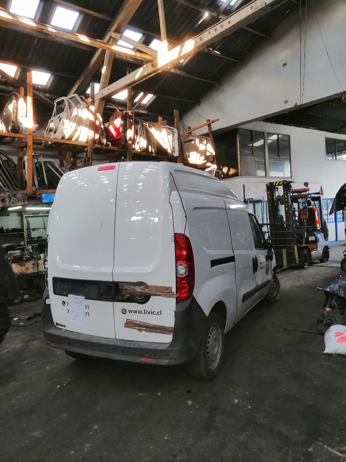 Desarmaduría San Pablo - PATA GUACHA CAMIóN DODGE RAM USADA, En desarme.